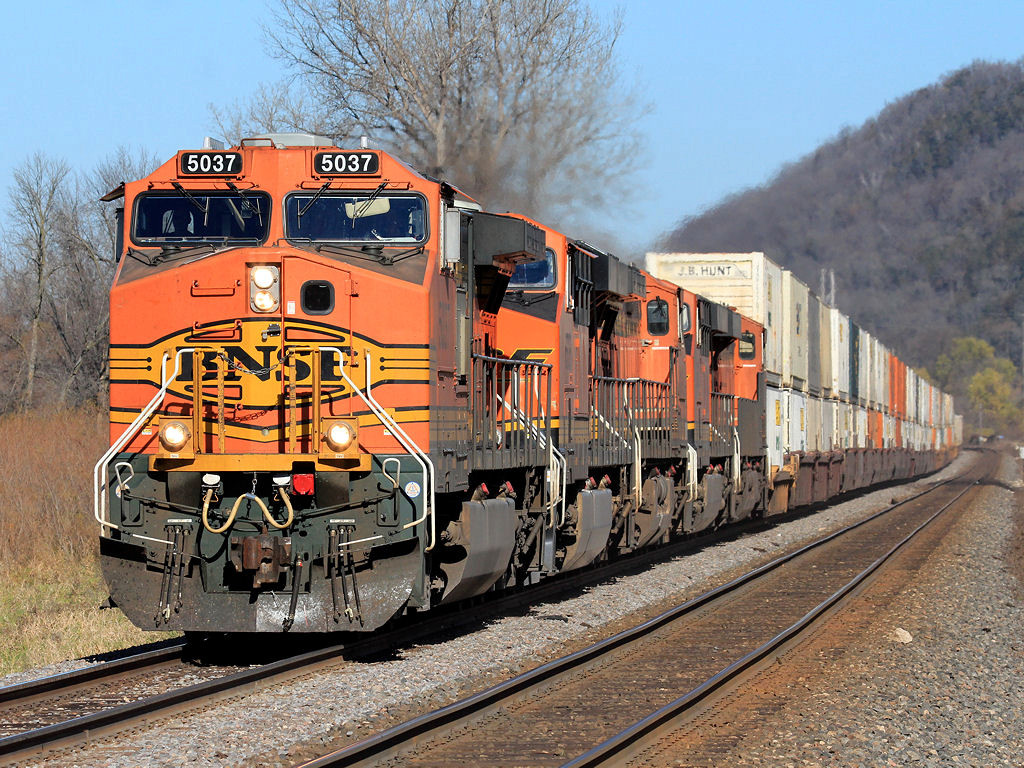 BNSF 5037